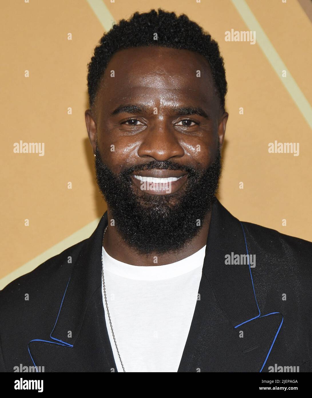 Terrence Terrell arrives at the ONLY MURDERS IN THE BUILDING Season 2 ...