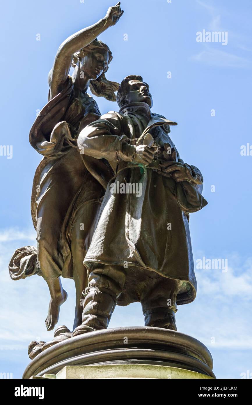 Albert Ball Statue Nottingham Stock Photo - Alamy