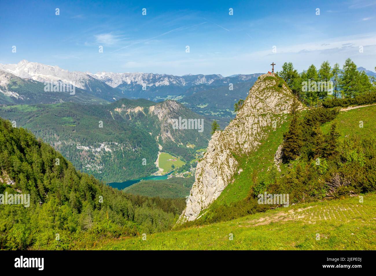 Beautiful exploration tour along the Berchtesgaden Alpine foothills ...