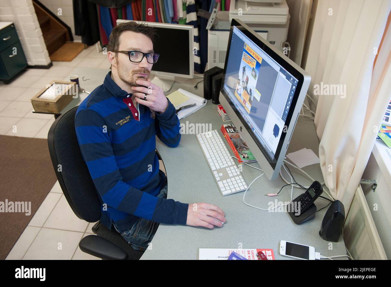 Desktop publisher hi-res stock photography and images - Alamy