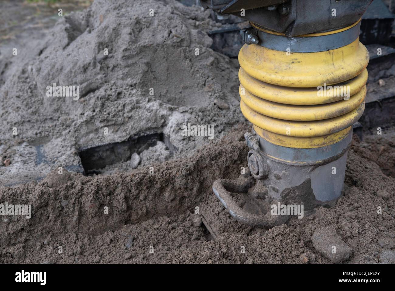 Vibrating compaction machine hi-res stock photography and images - Alamy