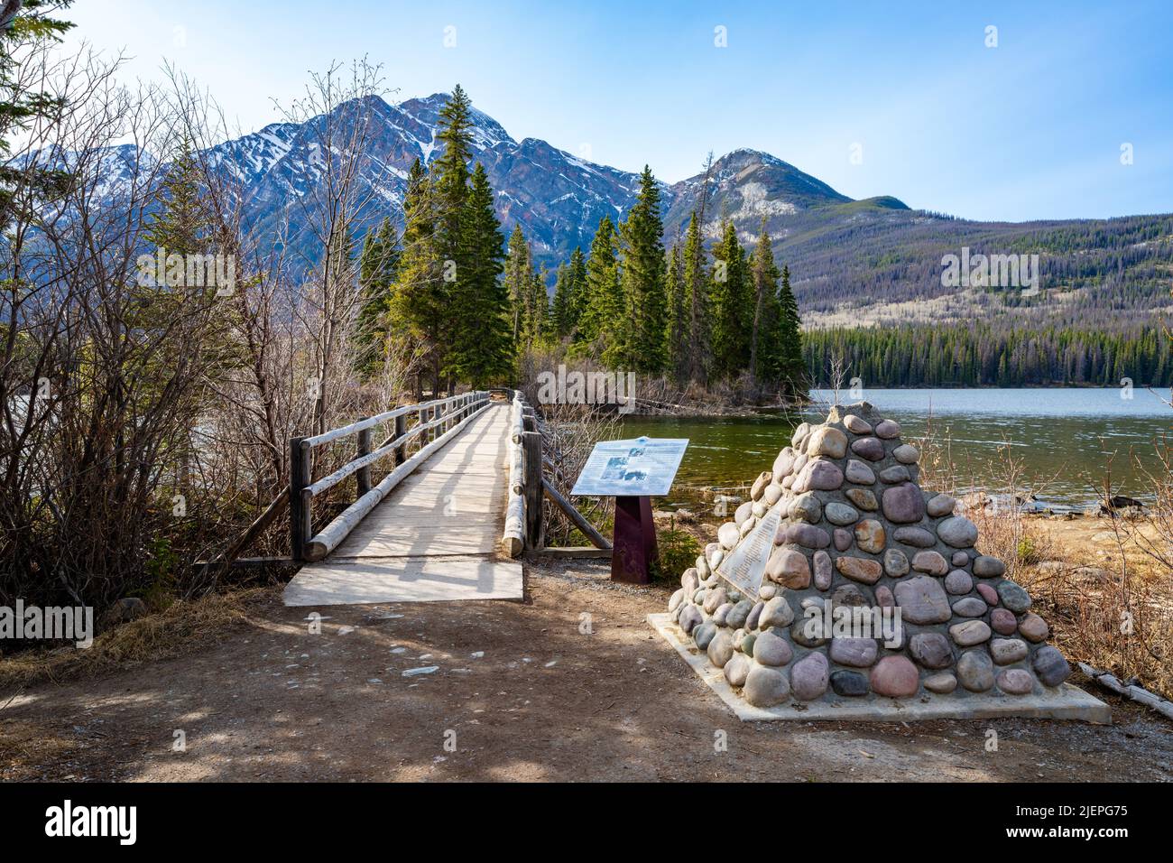 Pyramid island hi-res stock photography and images - Alamy