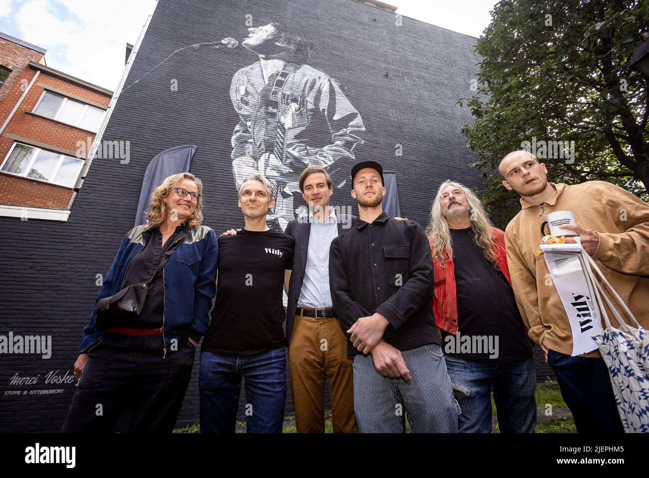 Luc De Vos' widow Sandra Heylen, Radio presenter Wim Oosterlinck, Gent ...