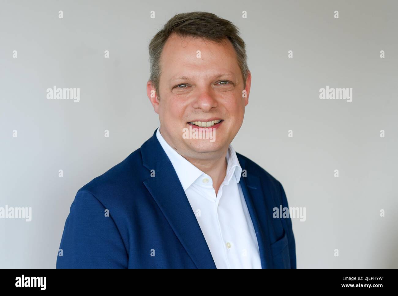 David biesinger hi-res stock photography and images - Alamy