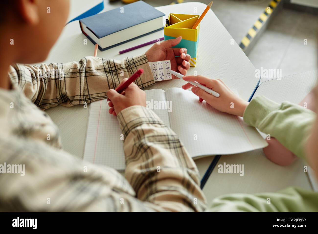 Student book hide table hi-res stock photography and images - Alamy