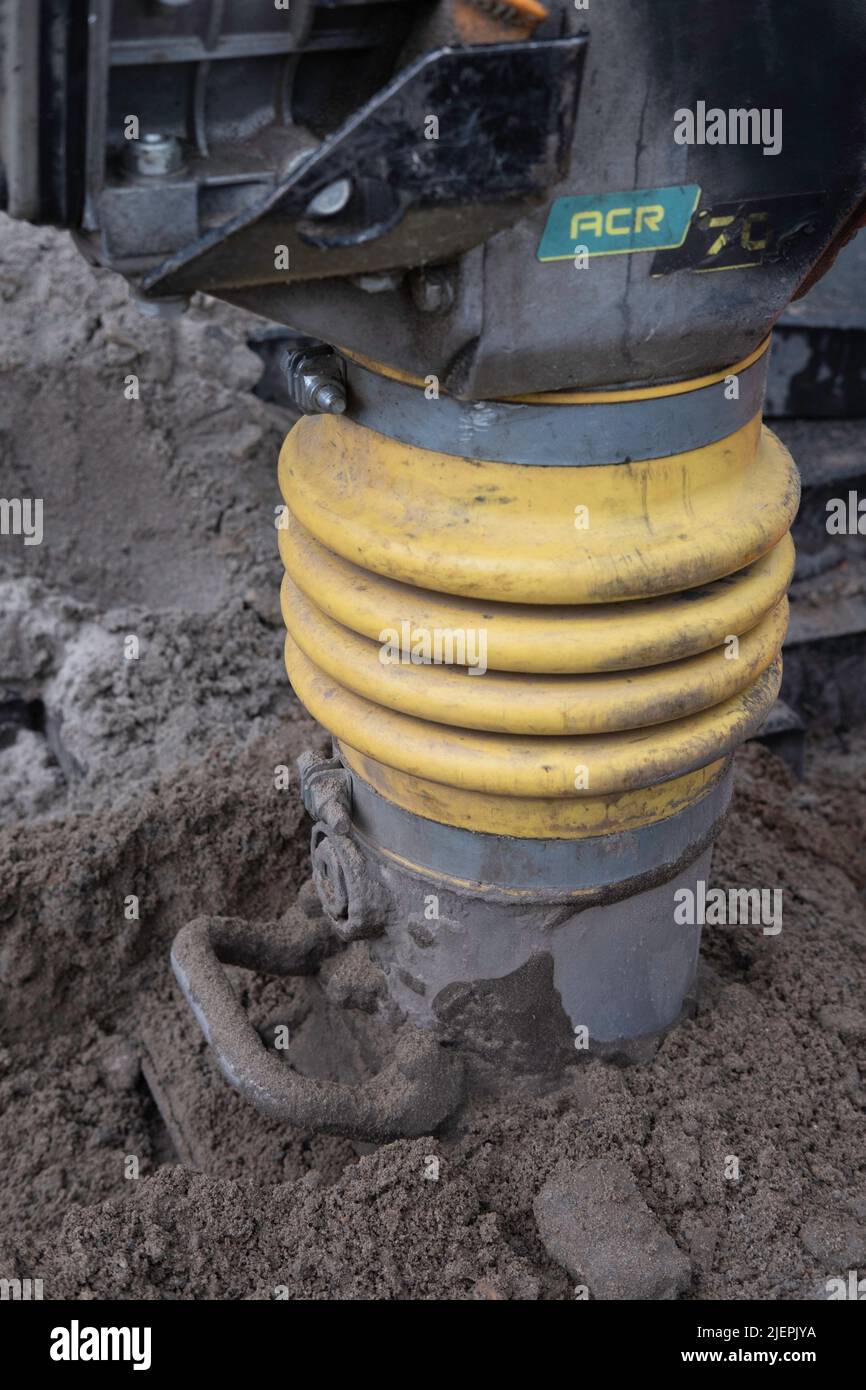 Vibrating compaction machine hi-res stock photography and images - Alamy