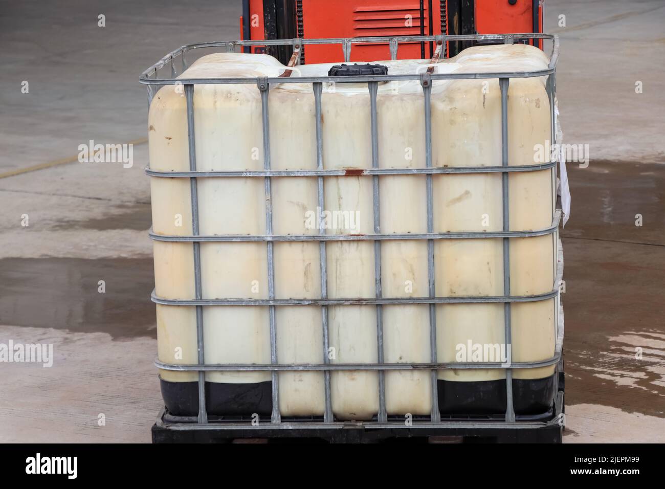 Container for hazardous chemical waste in industry or laboratories ...