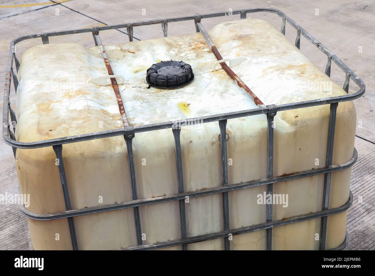 Container for hazardous chemical waste in industry or laboratories ...