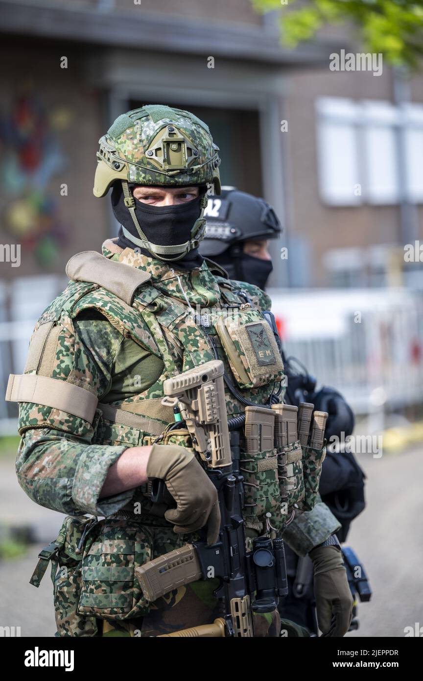 2022-06-28 08:10:09 AMSTERDAM - Security at the court bunker prior to ...