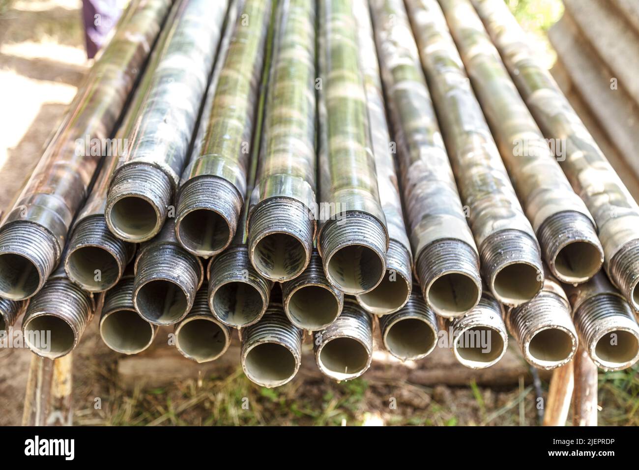 Drilling of oil, gas and water wells. Inspection of drilling pipes ...