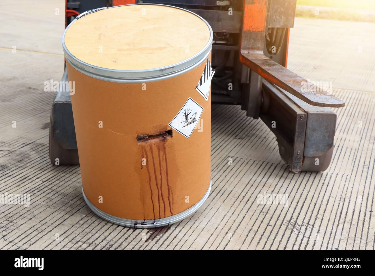 Forklift accident hi-res stock photography and images - Alamy