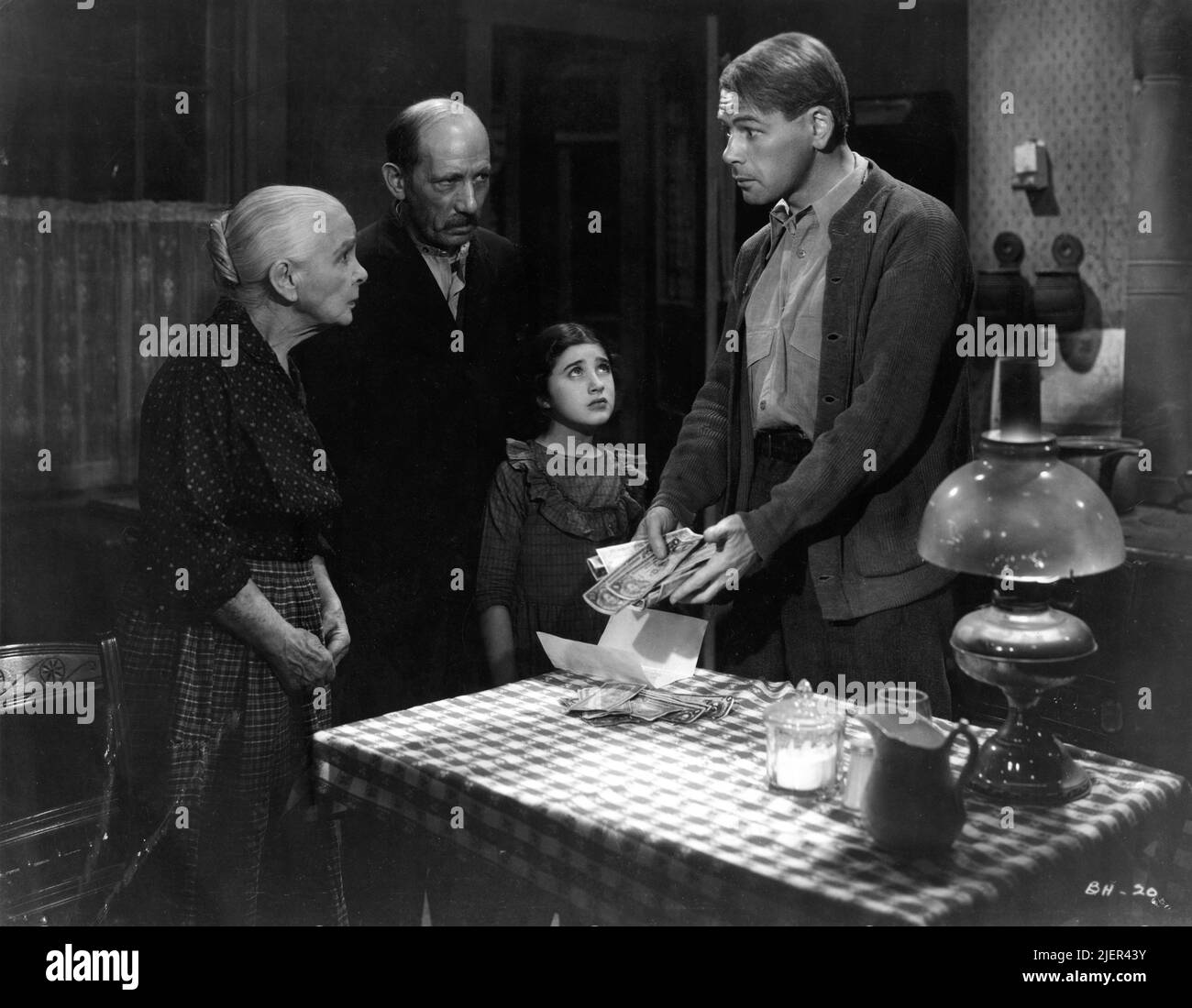 EFFIE ELLSER EGON BRECHER EDITH FELLOWS and PAUL MUNI in BLACK FURY ...
