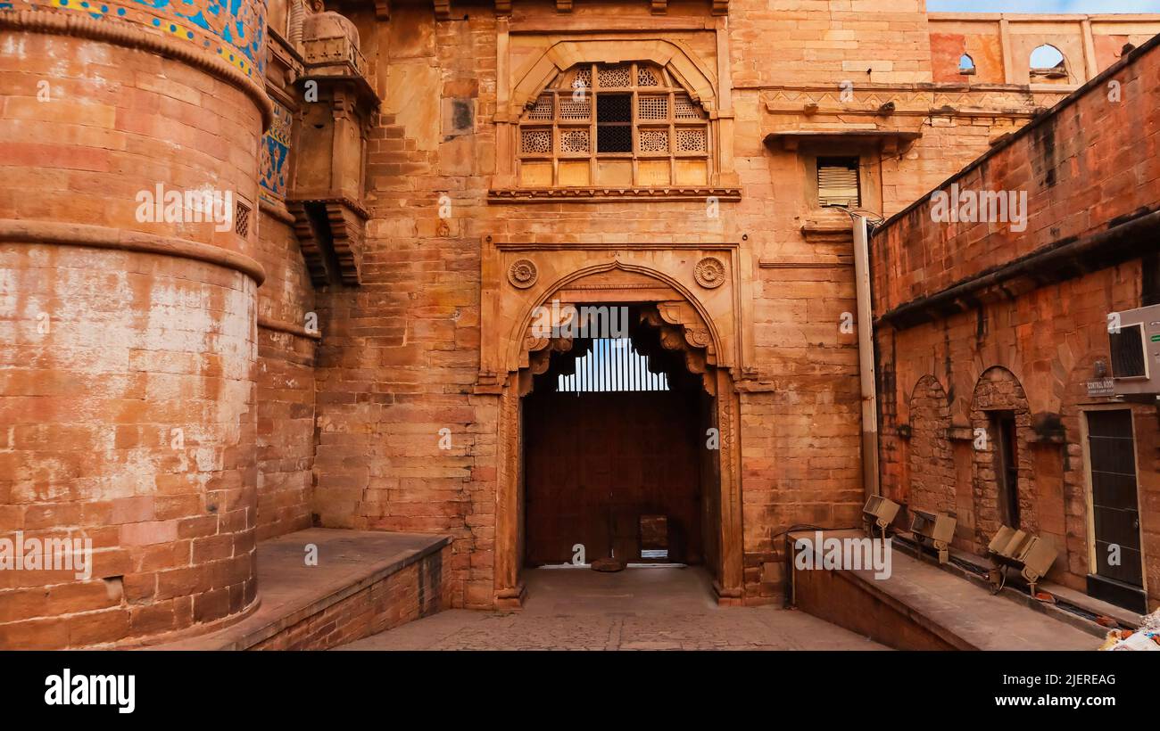 Man Singh Palace entrance gate, Fort Entrance, Gwalior Fort, Madhya ...