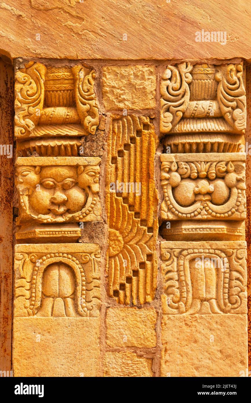 Beautiful Carvings on the Pillars of Garhi Padavali, Bamor, Madhya ...