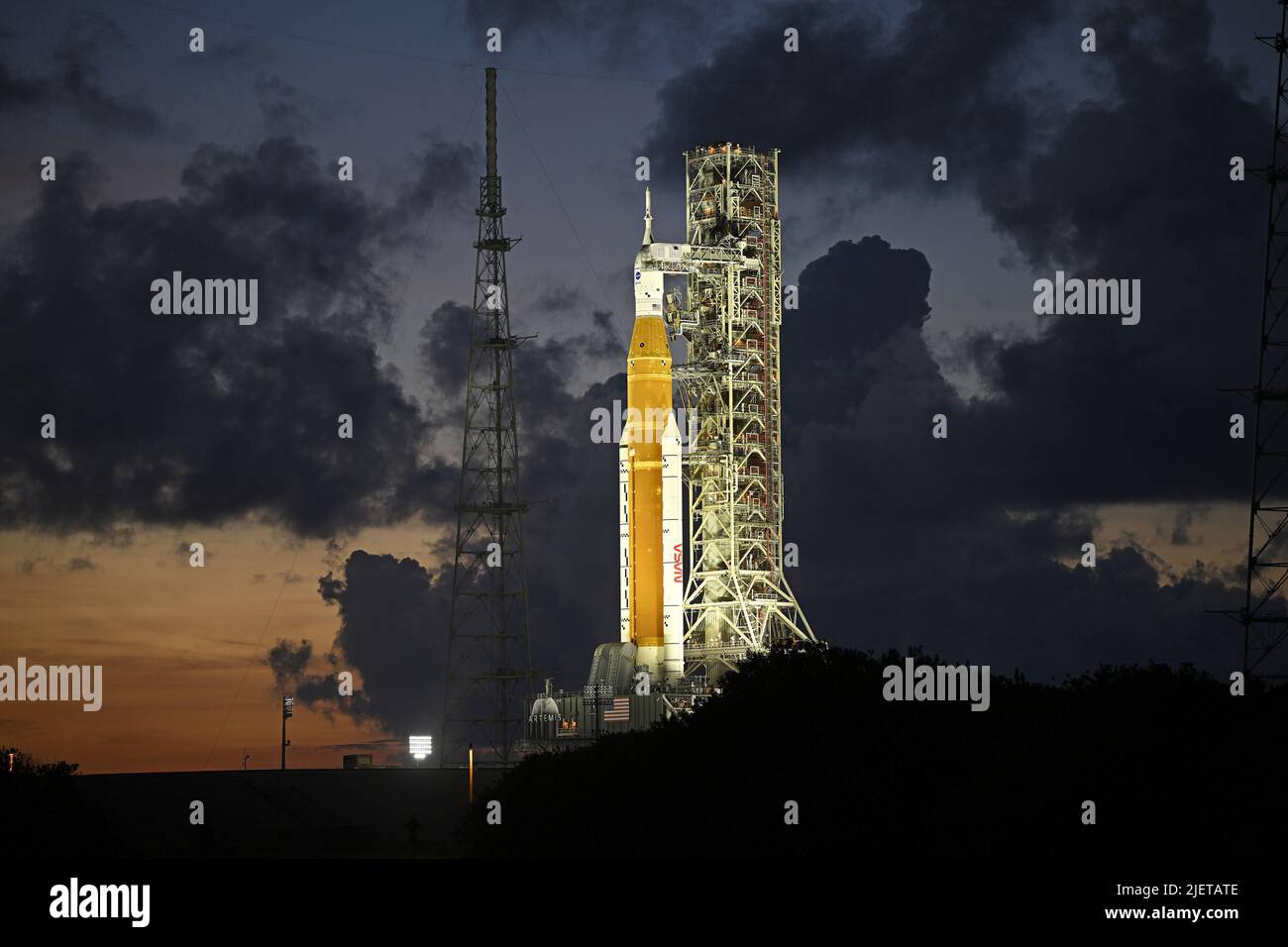 NASA's Space Launch System (SLS) rocket stands on Complex 39B after ...