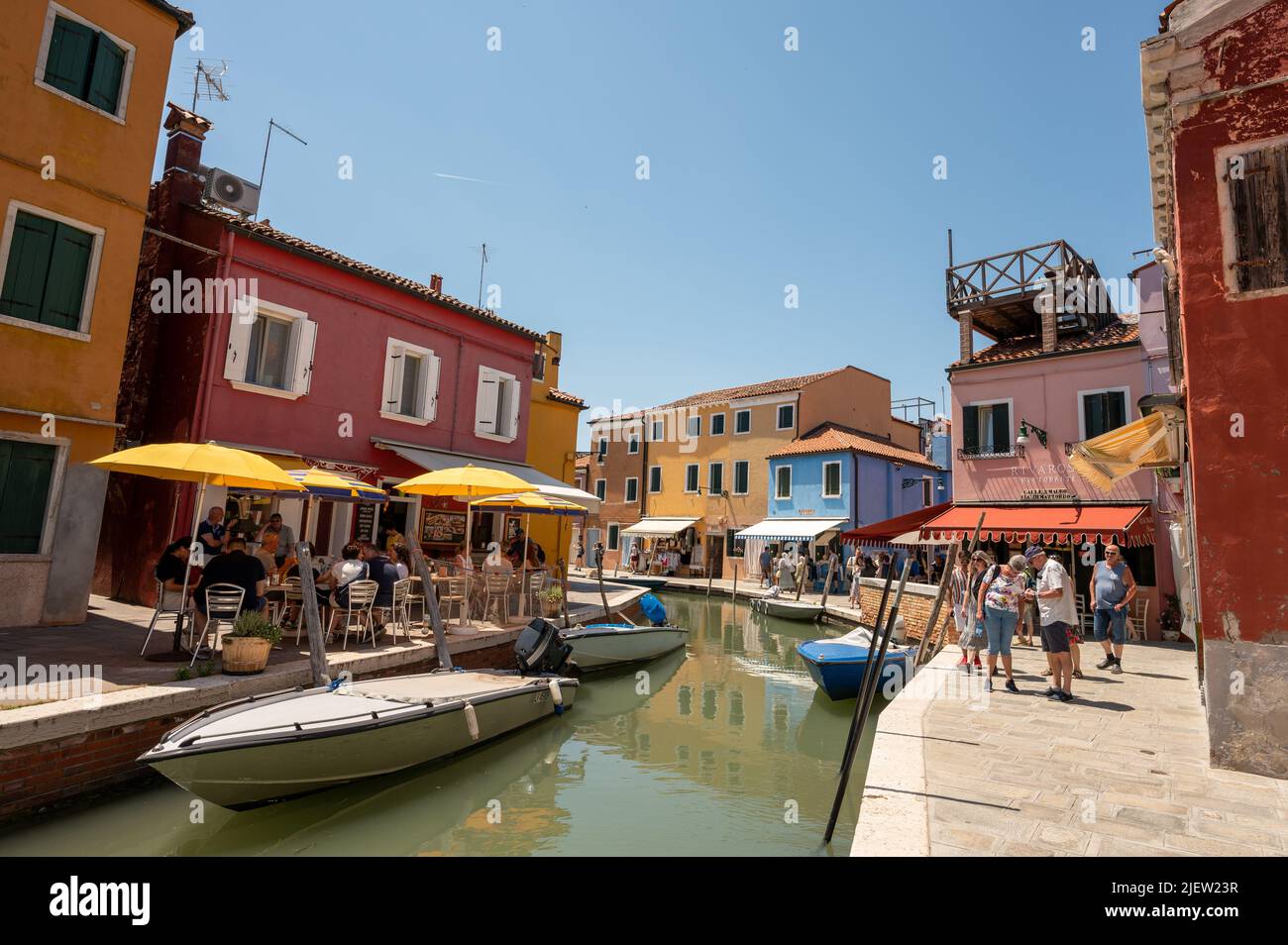 Colorful Burano Island in Veneza, Italy Stock Photo - Alamy