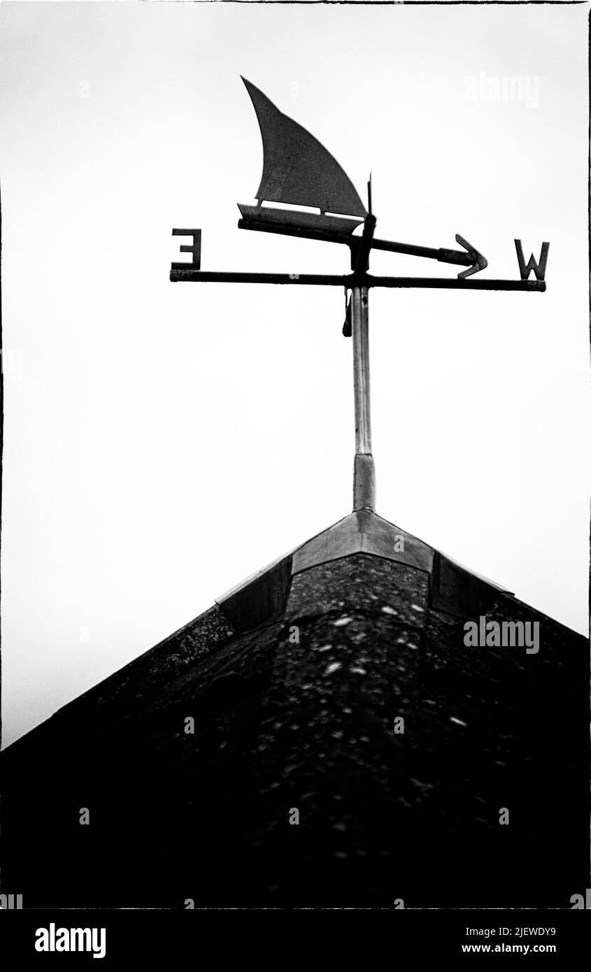 Wind vane hi-res stock photography and images - Alamy