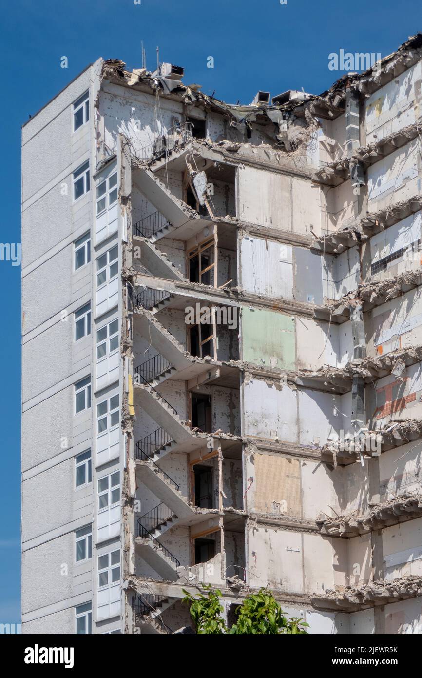 Demolition of Flats Stock Photo - Alamy