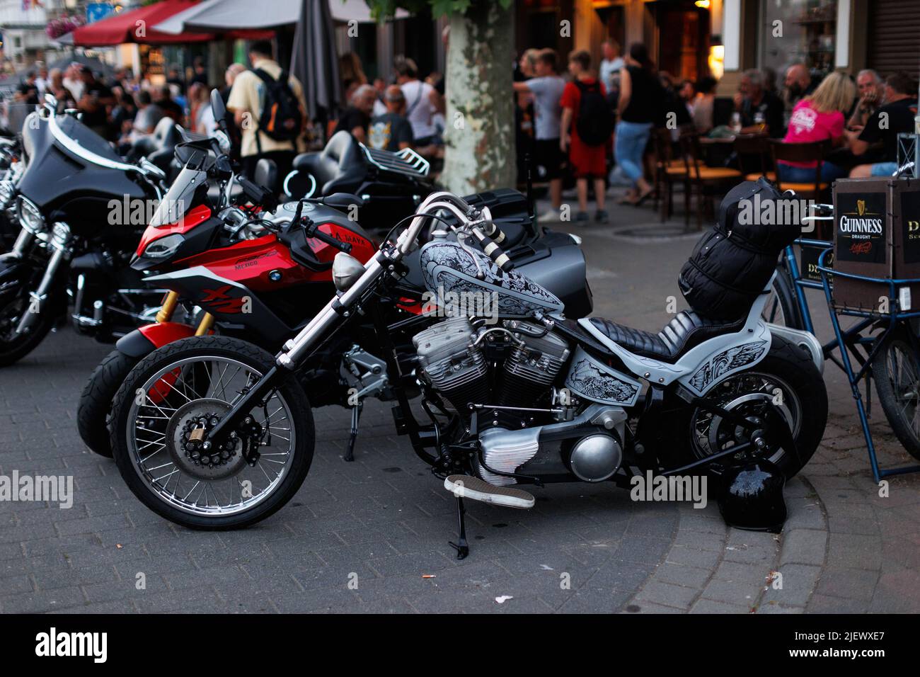 Motorcycle artwork hi-res stock photography and images - Alamy