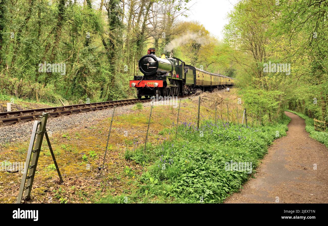Rebuilt GWR Saint class steam locomotive No 2999 Lady of Legend at the ...