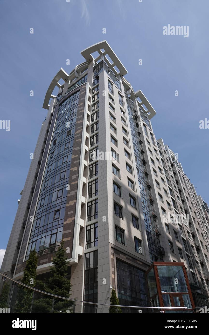Kiev, Ukraine May 1, 2021: Urban high-rise new apartment building in ...