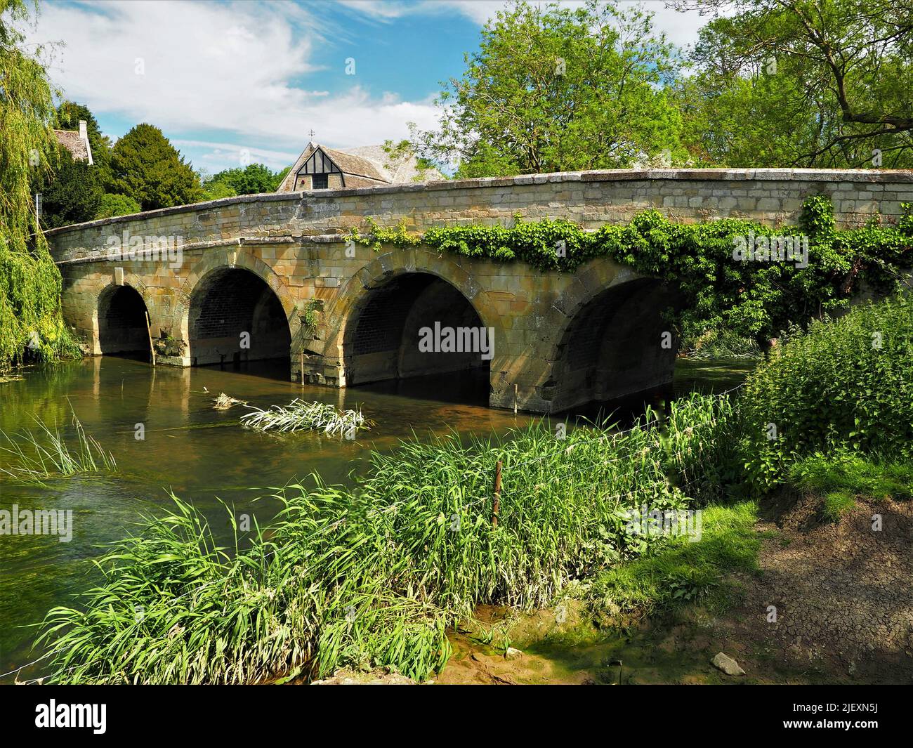 Duddington bridge hi-res stock photography and images - Alamy