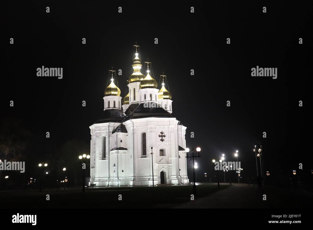 church at night Stock Photo - Alamy