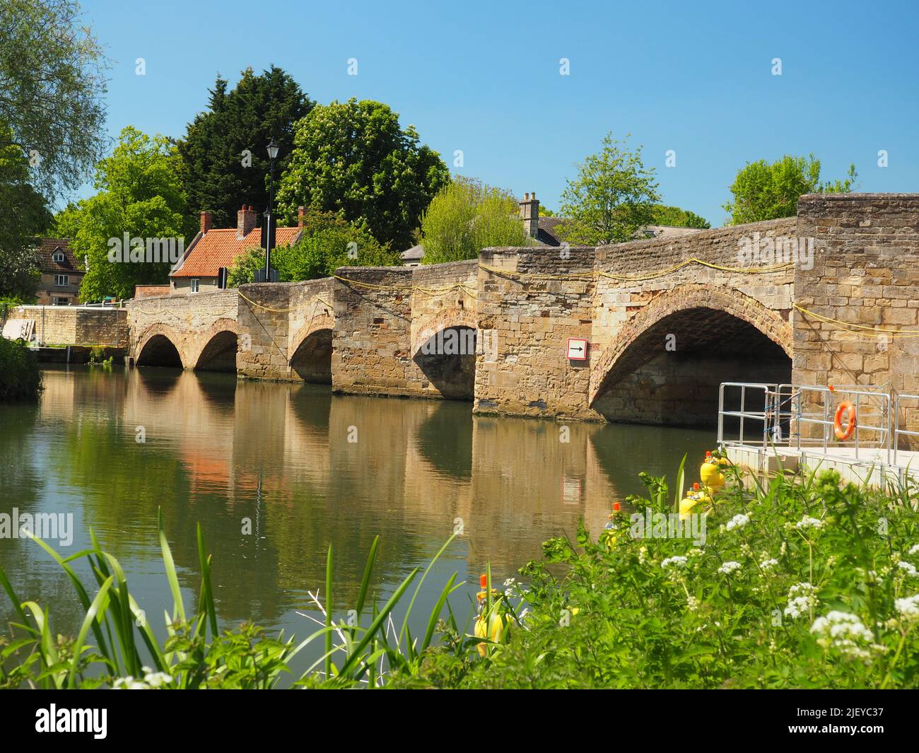 Thrapston bridge hi-res stock photography and images - Alamy