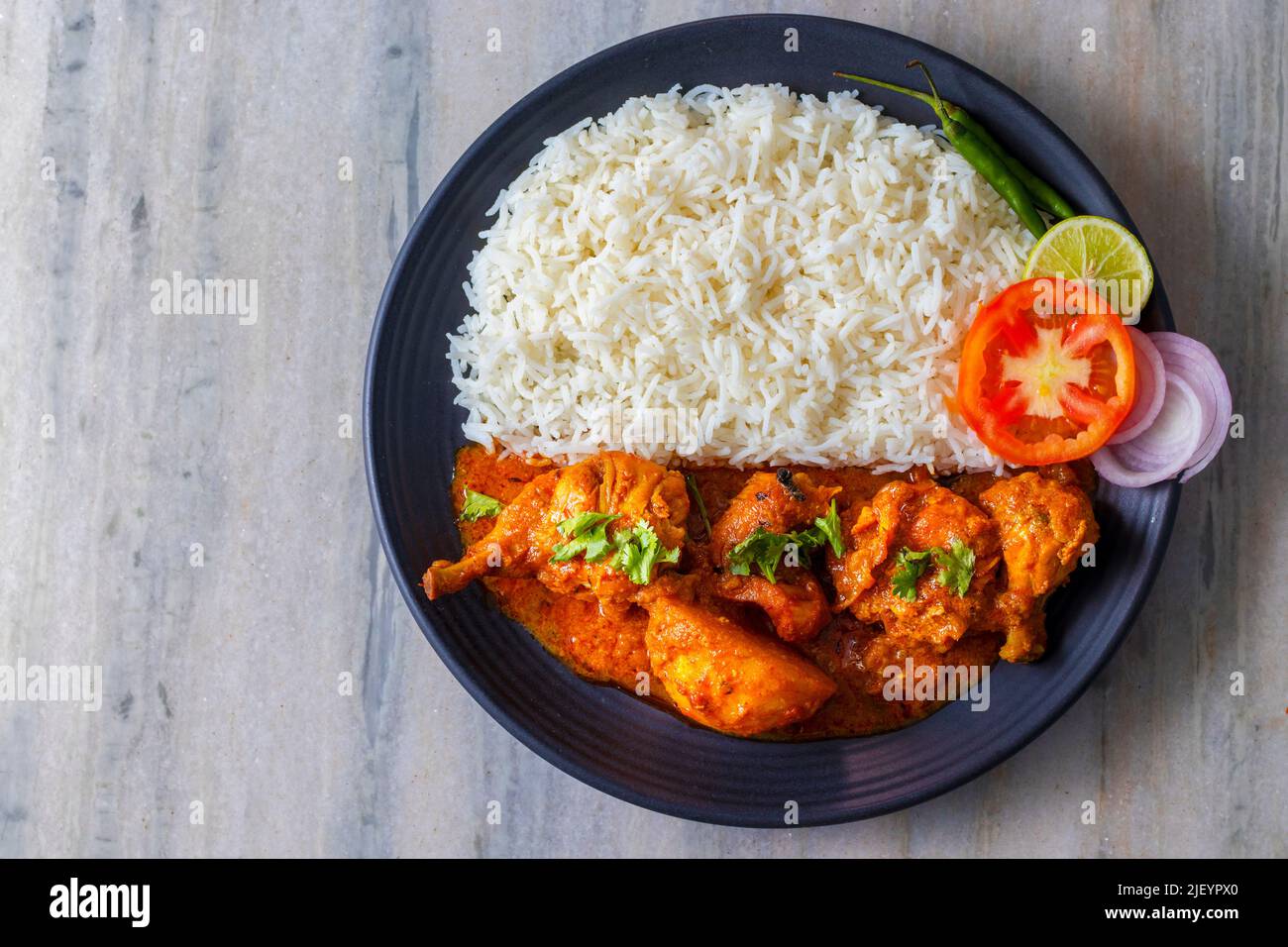 delicious Bengali style chicken curry is ready to serve Stock Photo - Alamy