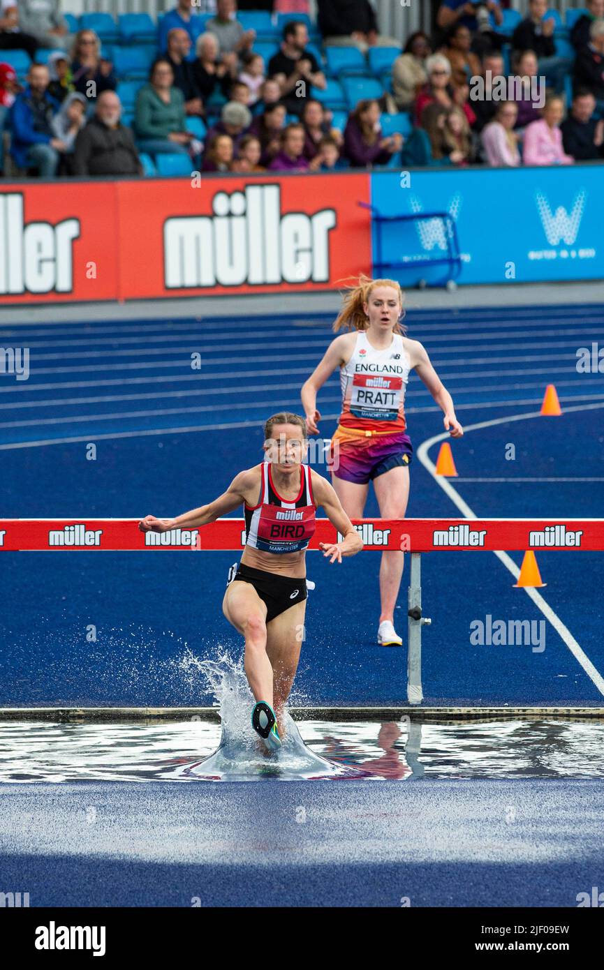 26-6-2022: Day 3 Women' s 3000 m Steeplechase - Final BIRD Elizabeth ...
