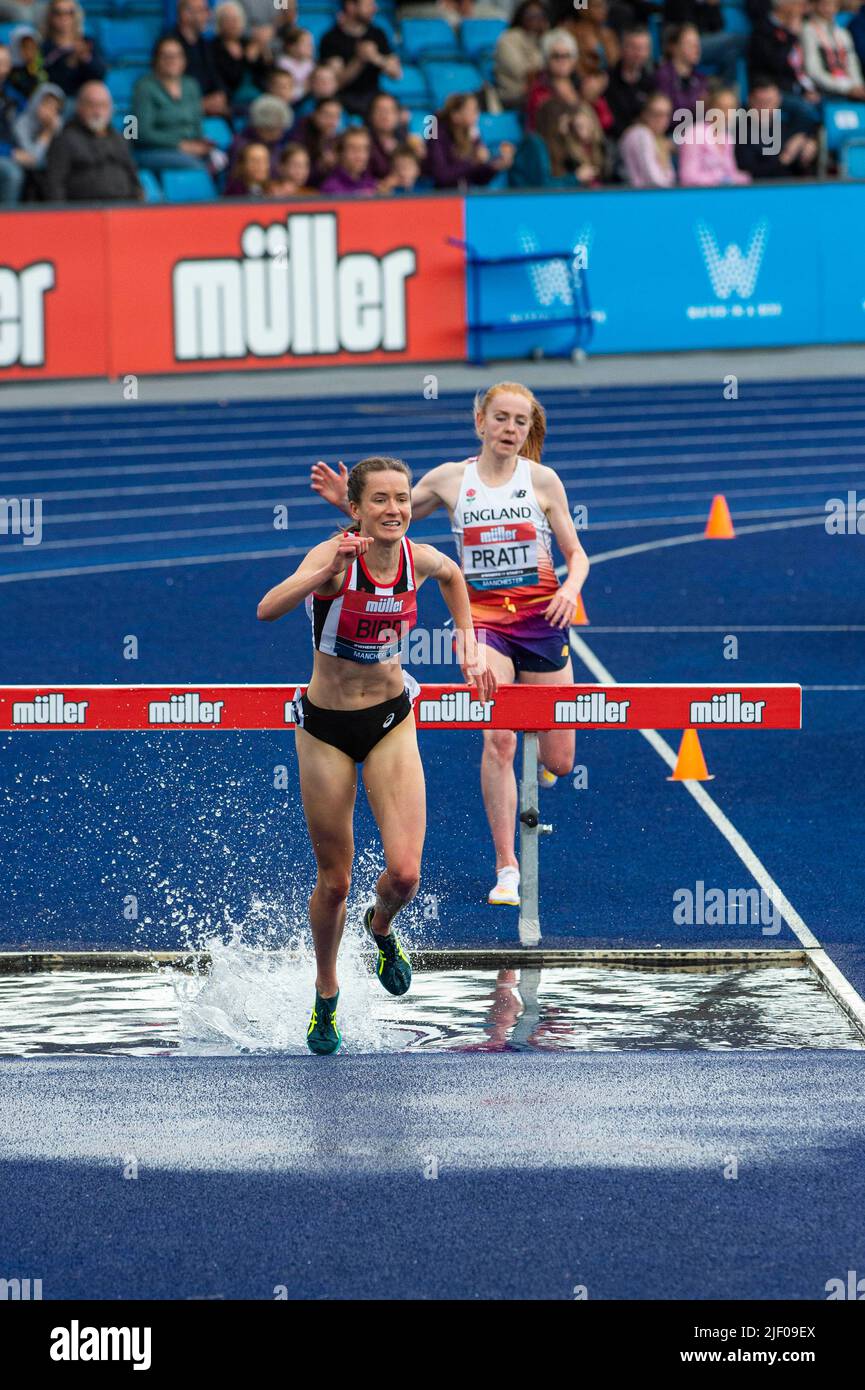 26-6-2022: Day 3 Women' s 3000 m Steeplechase - Final BIRD Elizabeth ...