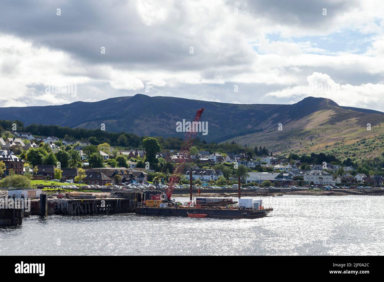 Brodick harbour from the calmac ferry Stock Photo - Alamy