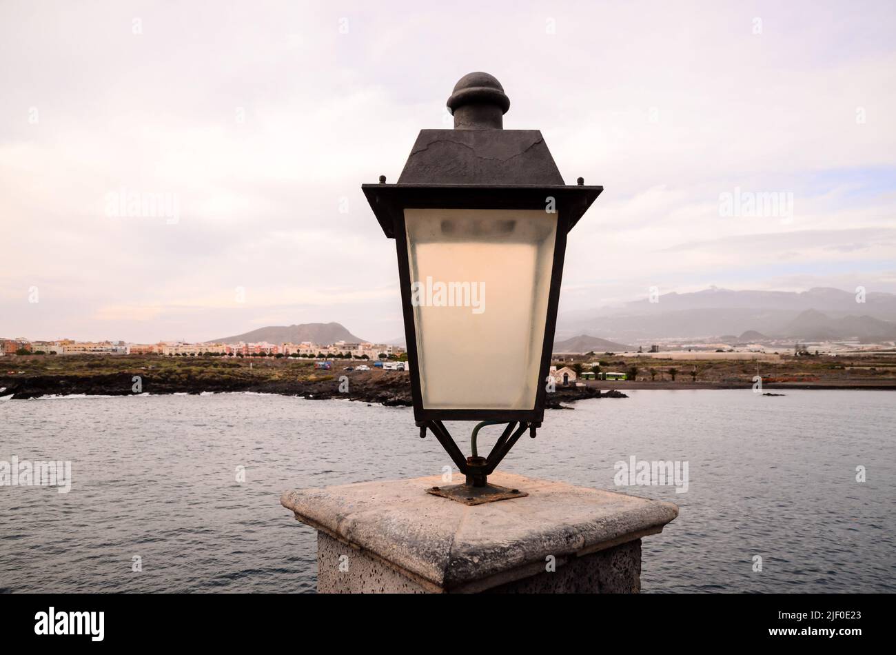 Vintage Classic Street Lamp Light Metal Lantern Stock Photo - Alamy