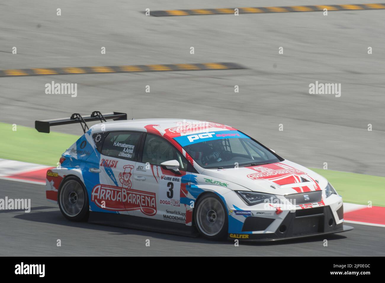 fast car in the asphalt. Seat Leon Supercopa MK3 Stock Photo - Alamy