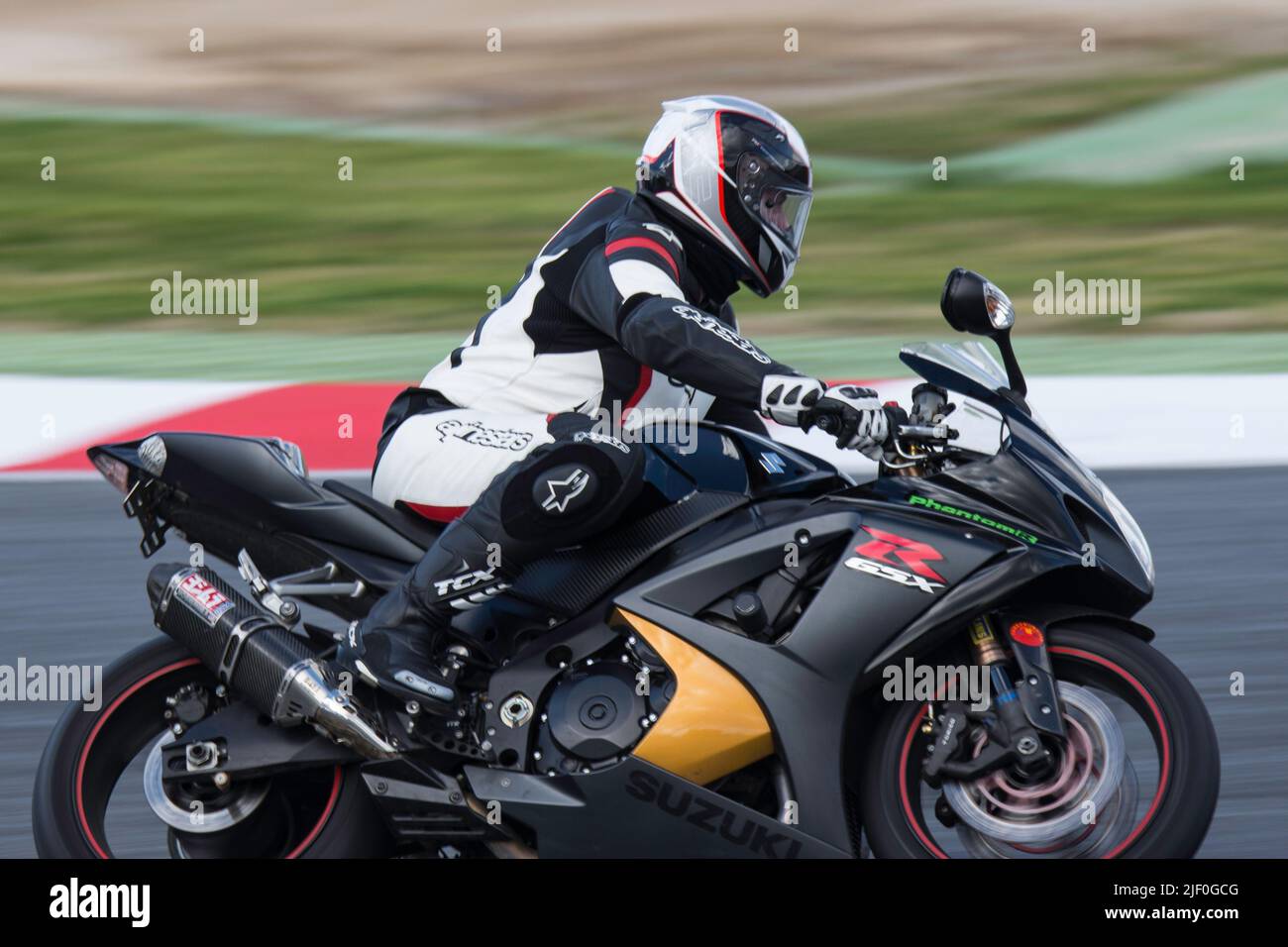 Classic fast track motor bike. Suzuki GSX R Stock Photo - Alamy