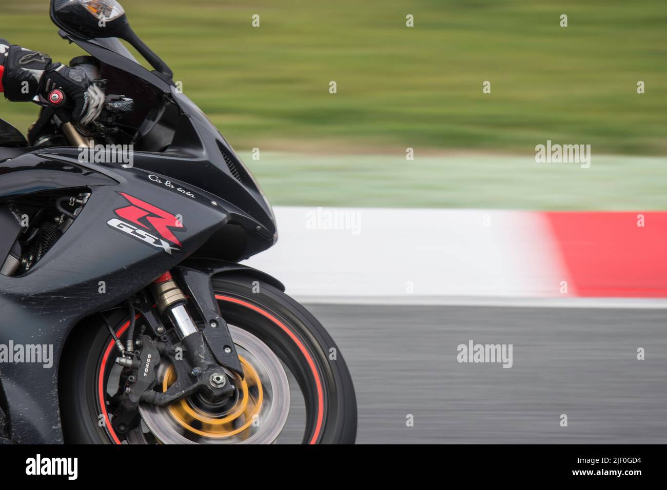 Classic fast track motor bike. Suzuki GSX R Stock Photo - Alamy