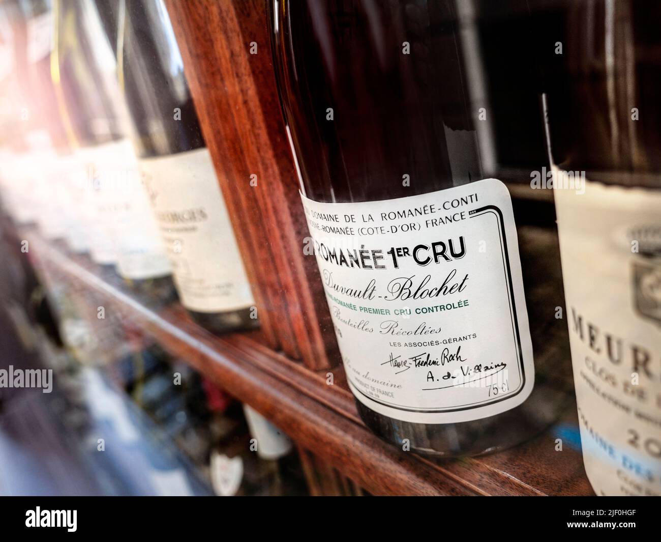 Domaine romanee conti burgundy bottle label hi-res stock photography ...