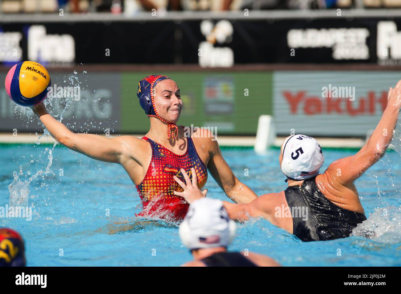 Elizabeth johnson swimming hi-res stock photography and images - Alamy