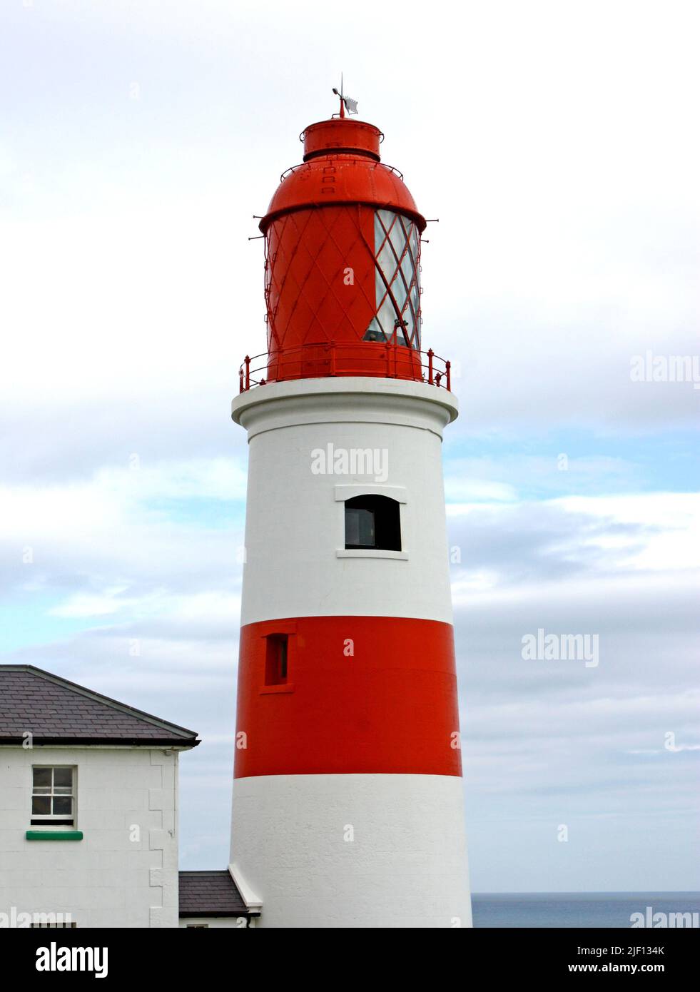 A Traditional British Red and White Lighthouse Stock Photo - Alamy