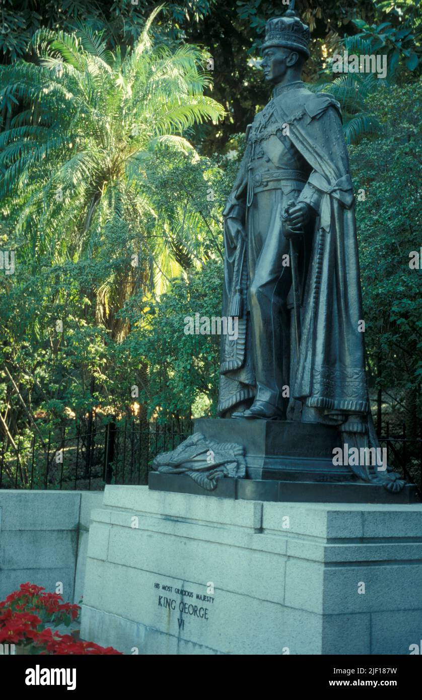 Statue of king kong hi-res stock photography and images - Alamy