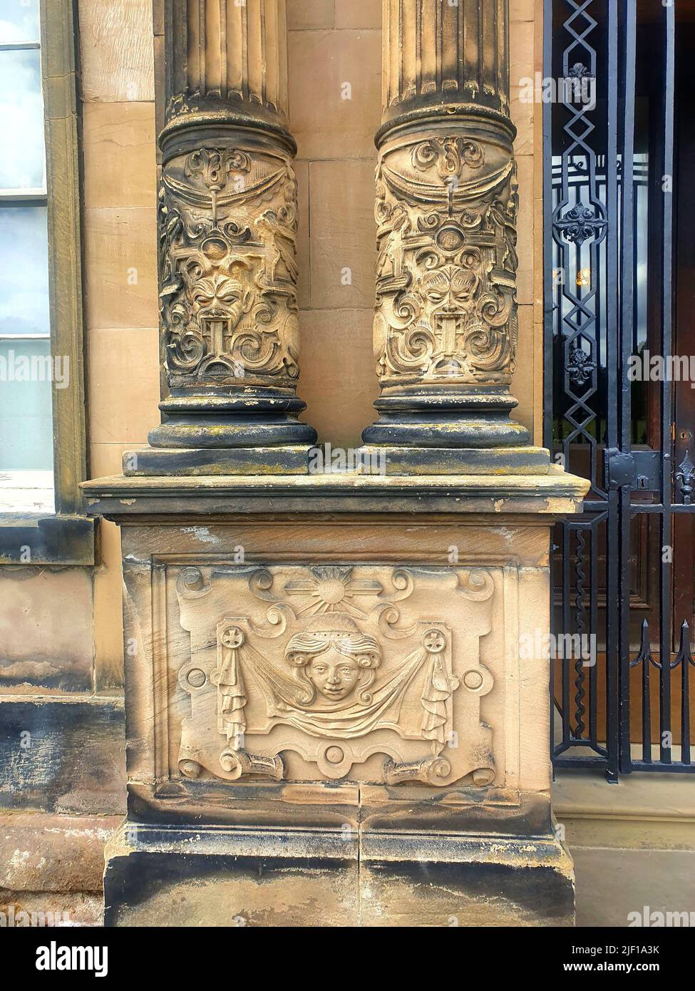 Photograph of old english buildings architecture Stock Photo - Alamy