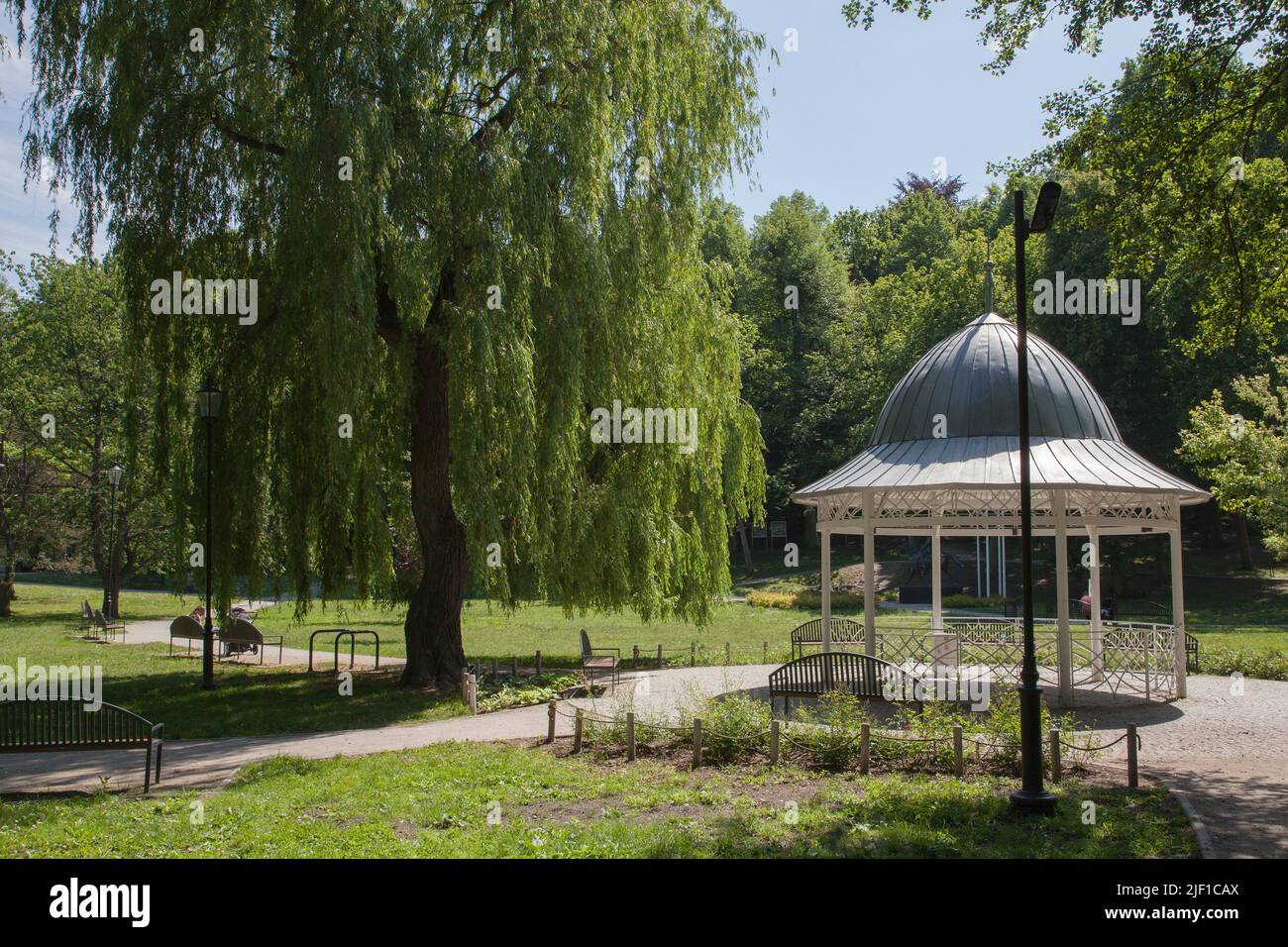 Gazebo in Orunia park - Altana w Park Oruński Stock Photo - Alamy