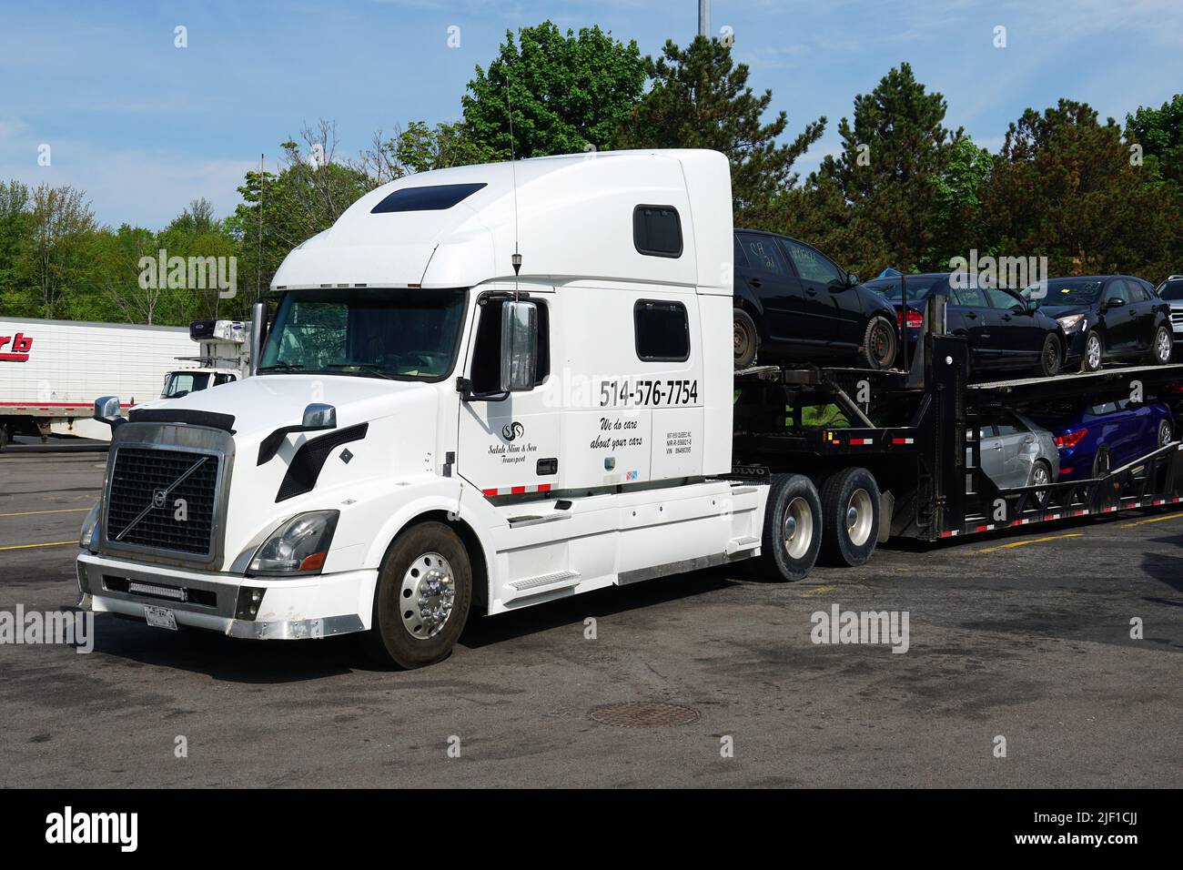 Volvo truck, (is a truck manufacturing division of Volvo based in ...