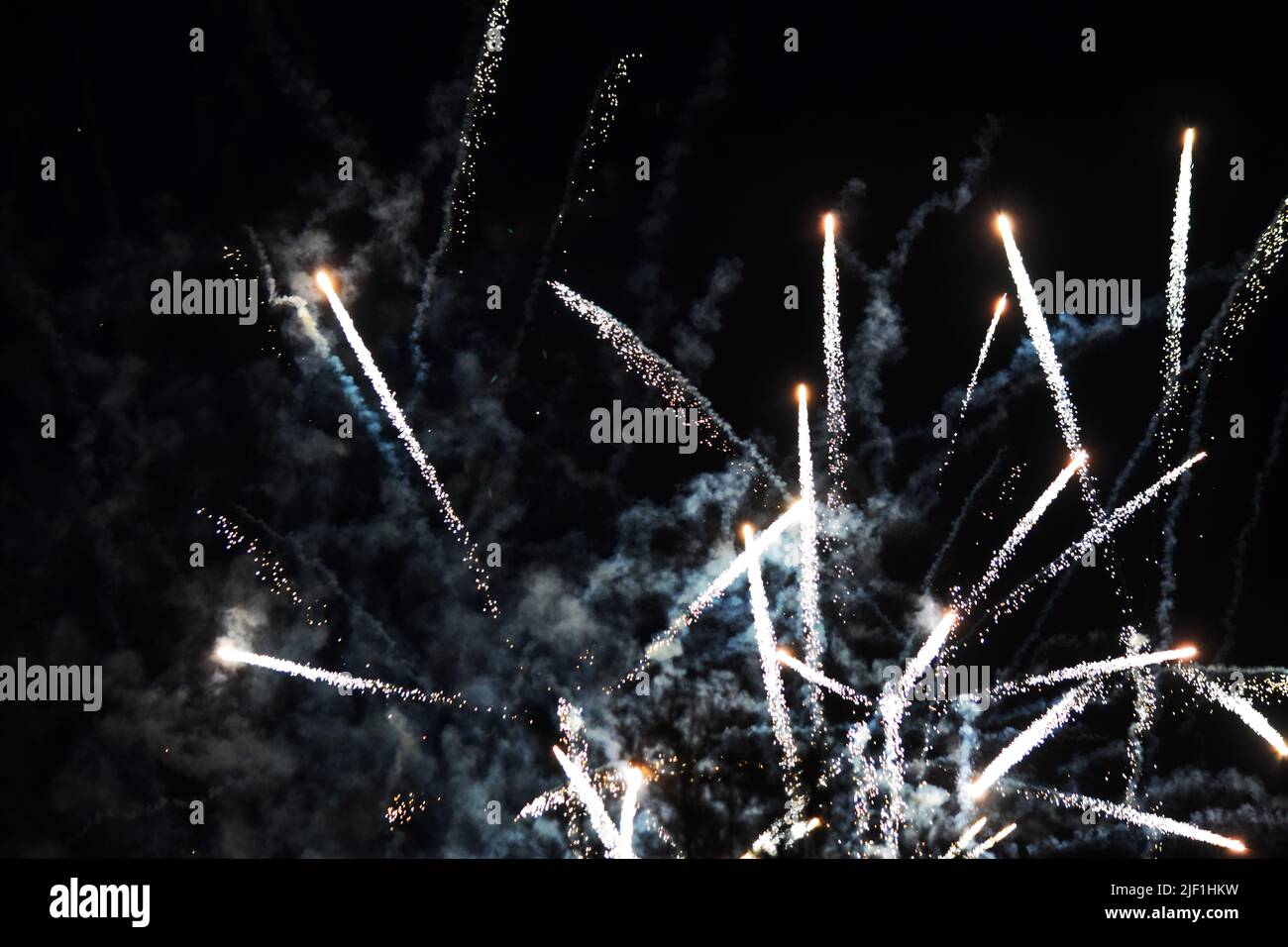 Professional fireworks hi-res stock photography and images - Alamy