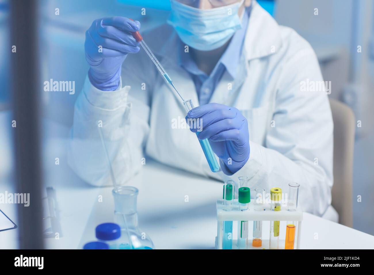 Experiments in laboratory hi-res stock photography and images - Alamy