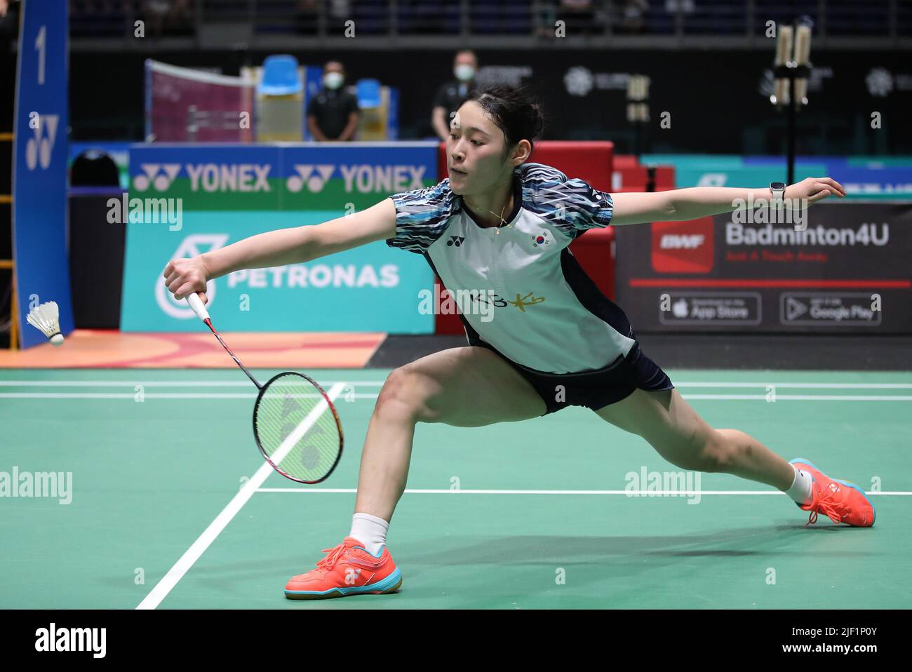 Kuala Lumpur, Malaysia. 28th June, 2022. Sim Yu Jin of Korea competes ...