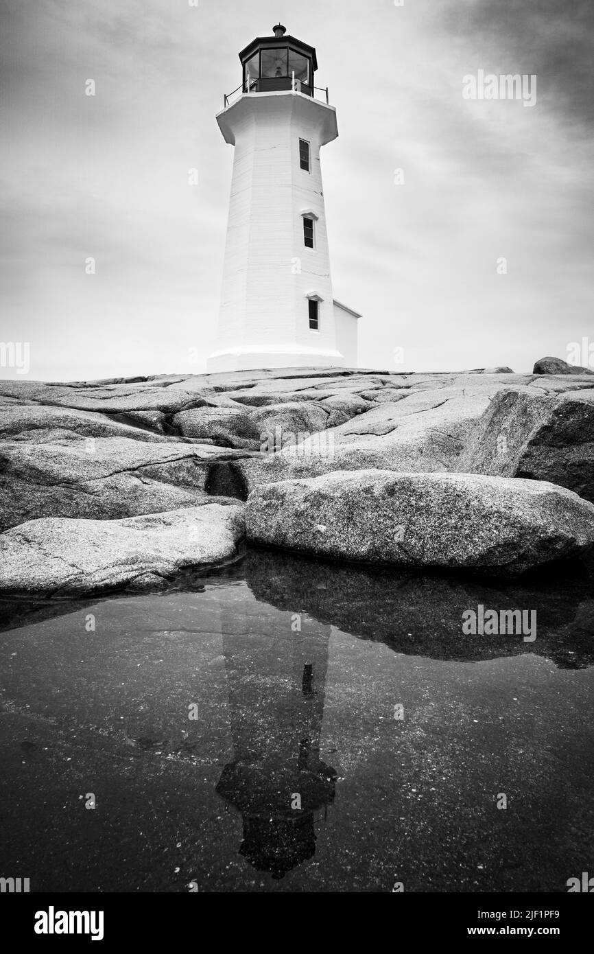 Black rock lighthouse canada hi-res stock photography and images - Alamy