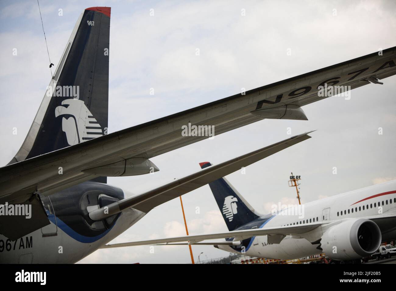Aeromexico logo hi-res stock photography and images - Alamy