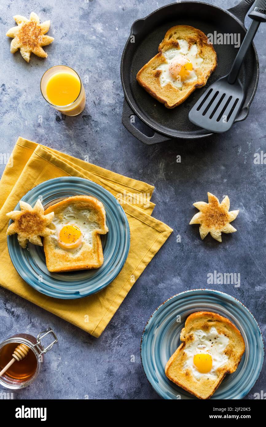 Bread in sun shape on the table,from above Stock Photo - Alamy