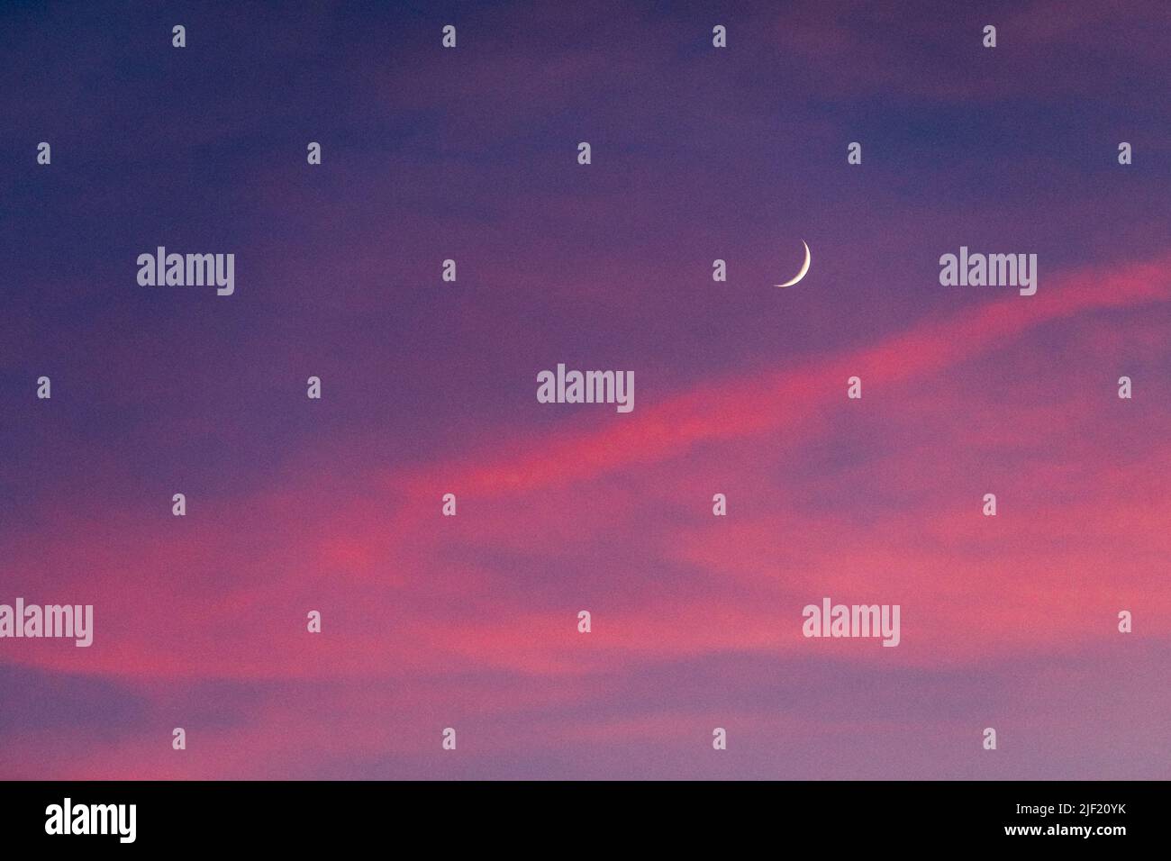 Crescent moon white hi-res stock photography and images - Alamy